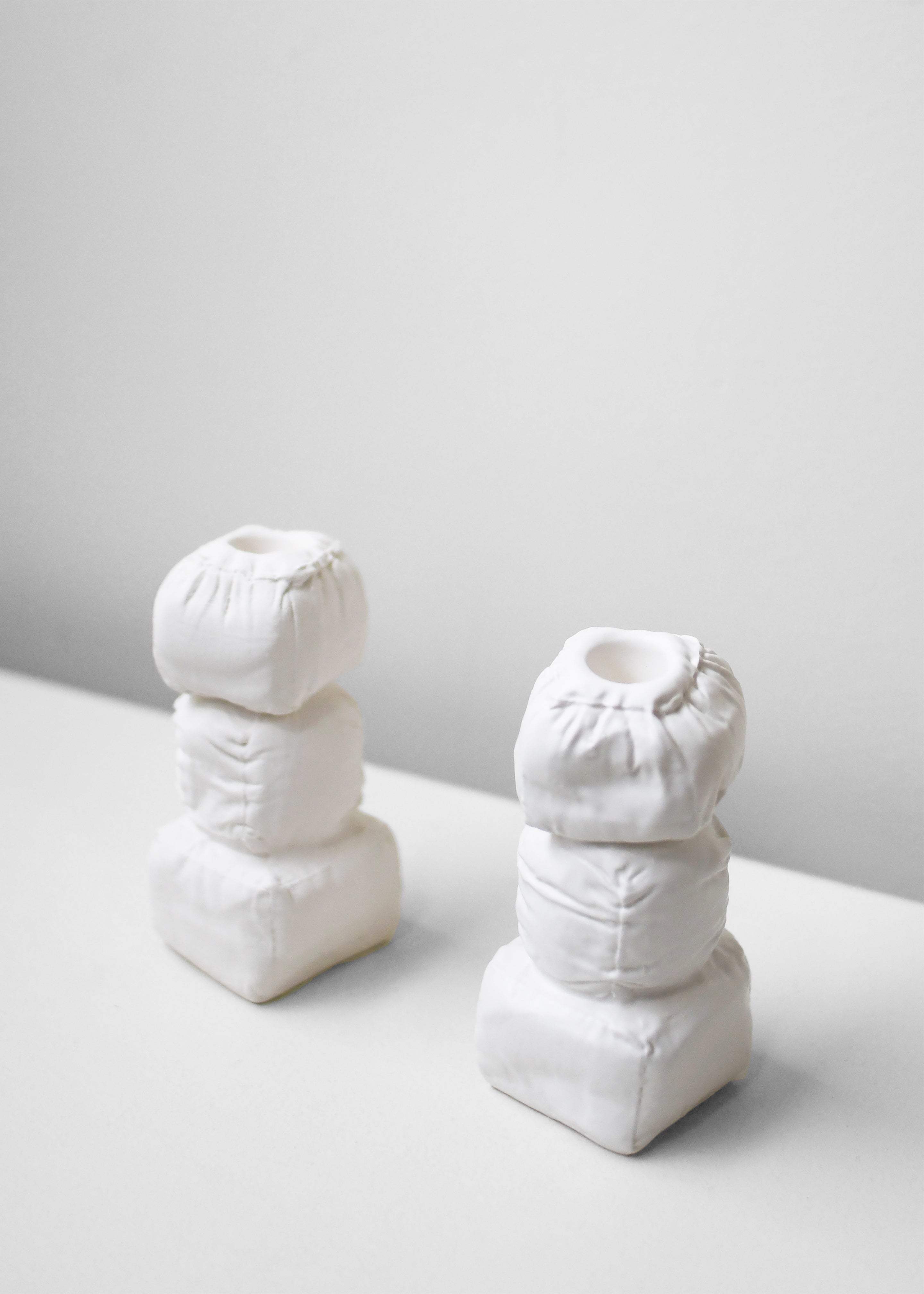 Completedworks Candle Holder Set Of 2 - Matte White – Frankie Shop Europe